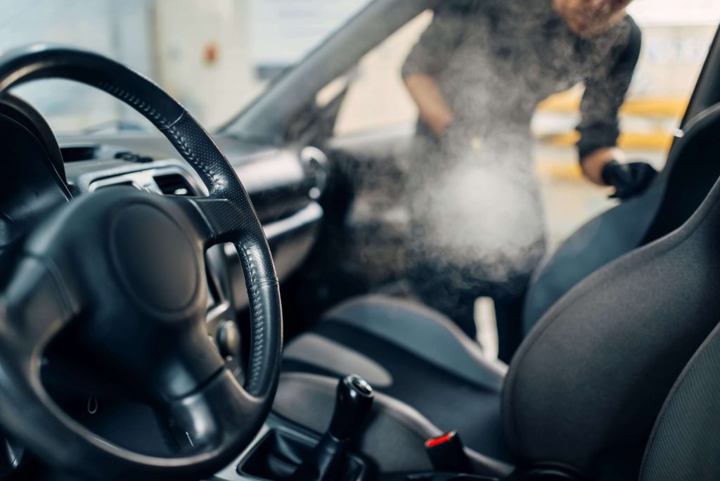 Professionelle Reinigung und Versiegelung - p.autoservices